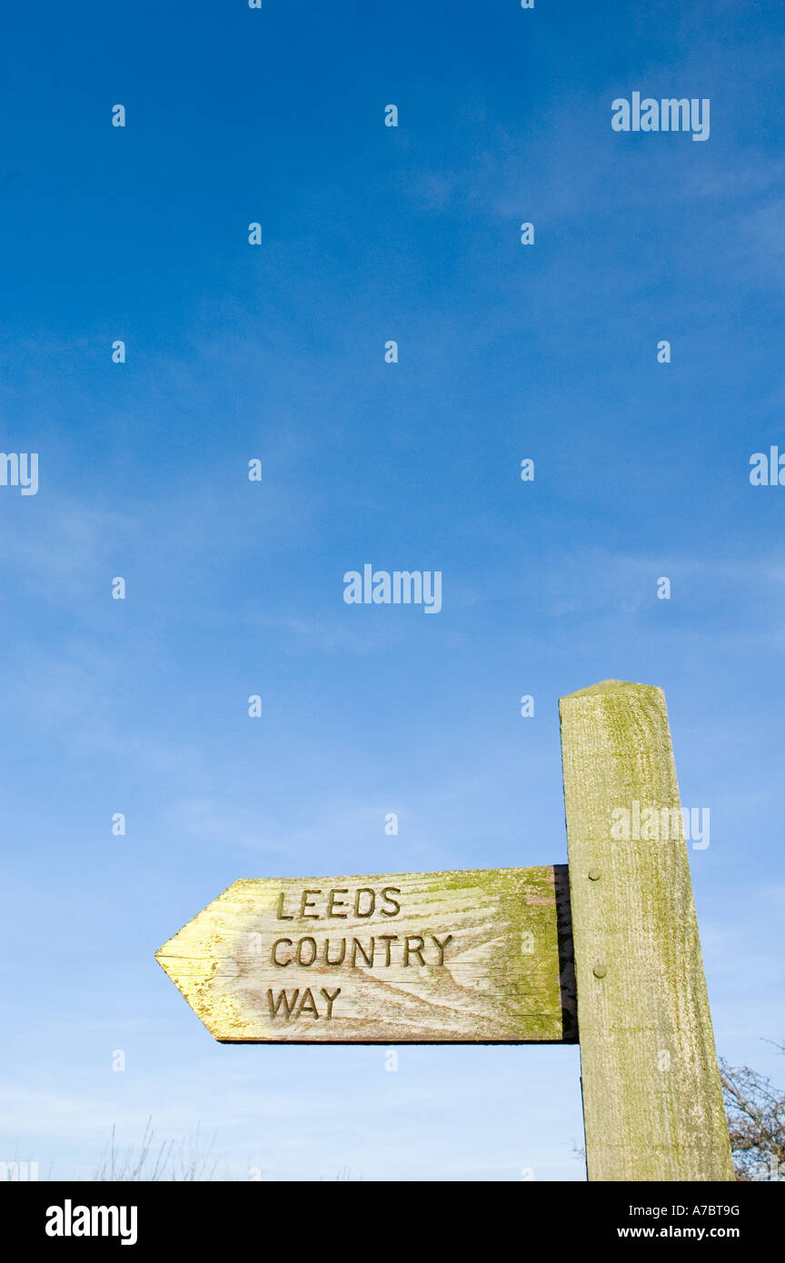 Leeds country way signpost near Leeds West Yorkshire Stock Photo - Alamy