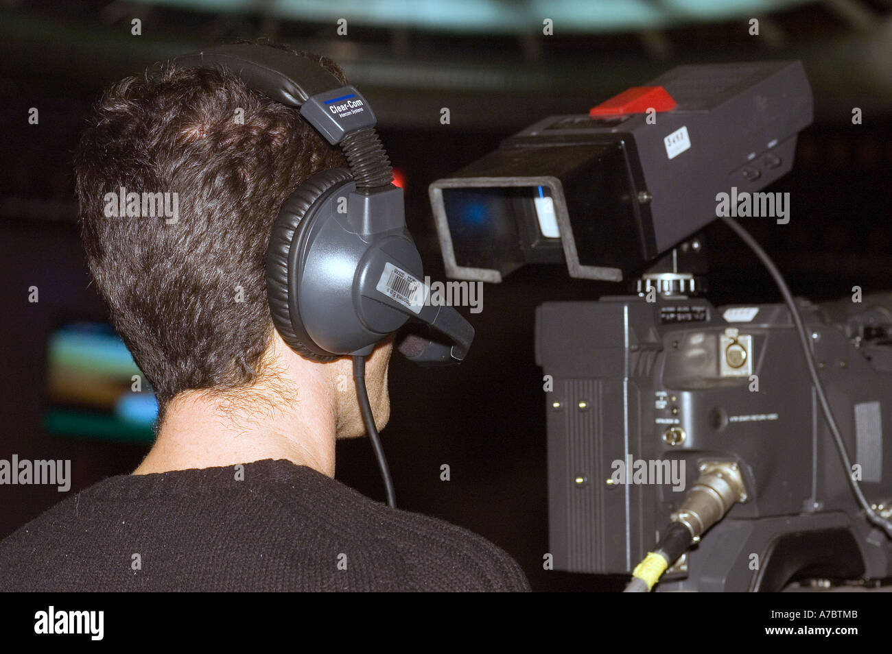 tv camera man Stock Photo - Alamy