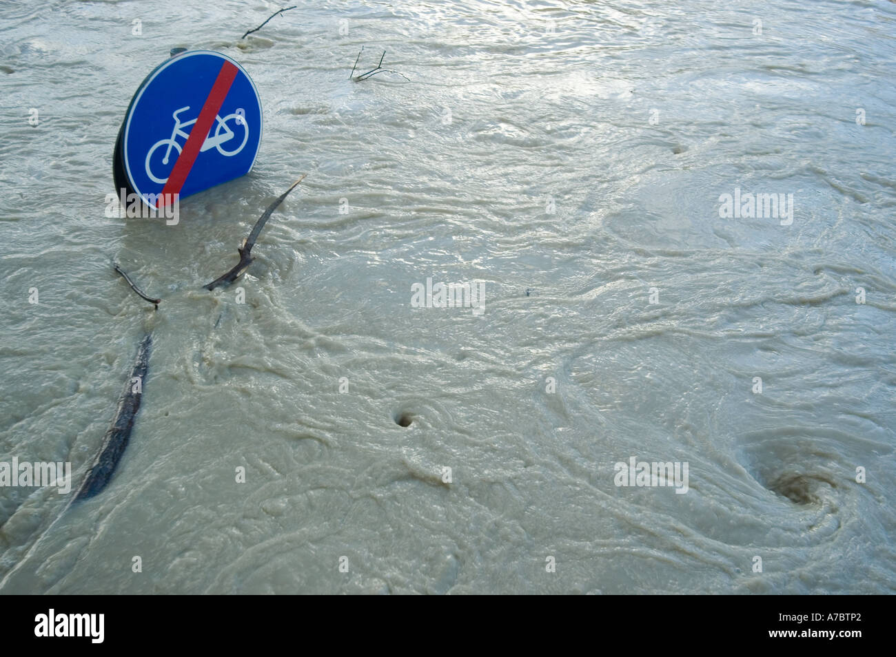 Floodwater bicycle hi-res stock photography and images - Alamy