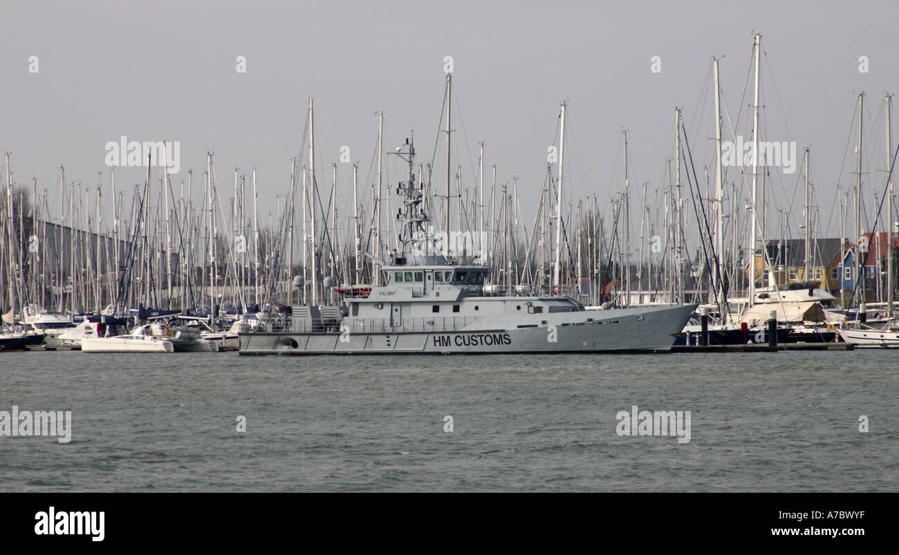 Hm customs patrol boat hi-res stock photography and images - Alamy