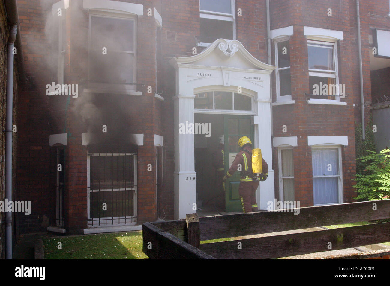 Basement flat hi-res stock photography and images - Alamy
