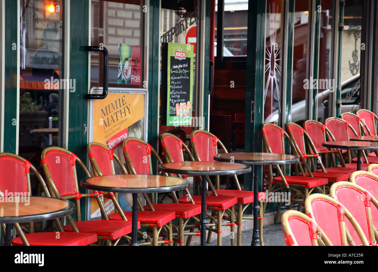 empty bistro in Paris, France Stock Photo - Alamy