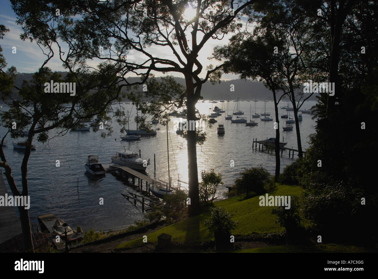 Yachts pittwater hi-res stock photography and images - Alamy