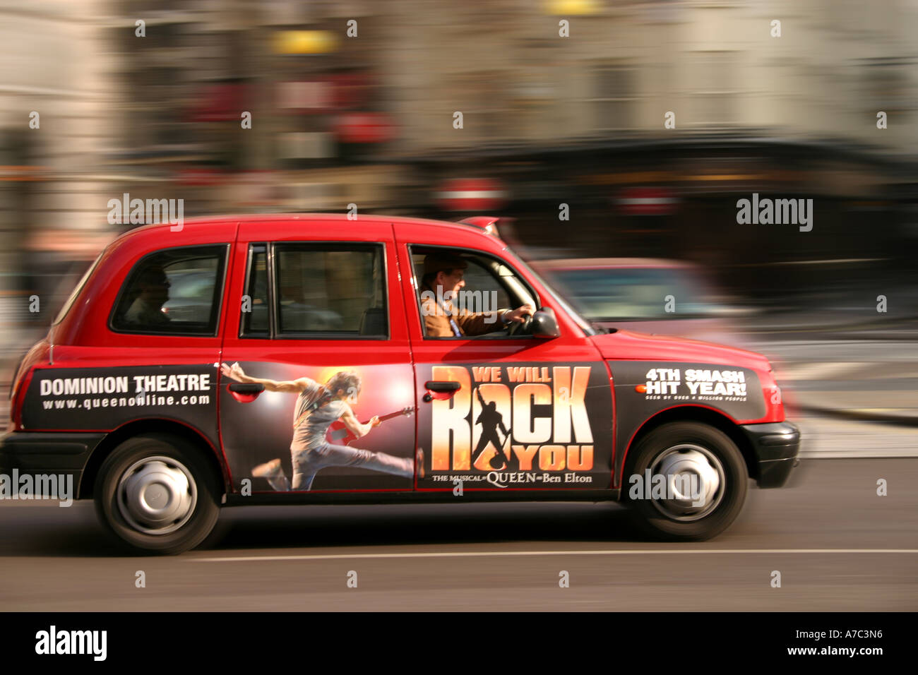 London cabbie with passenger approaching Trafalgar Square London United ...