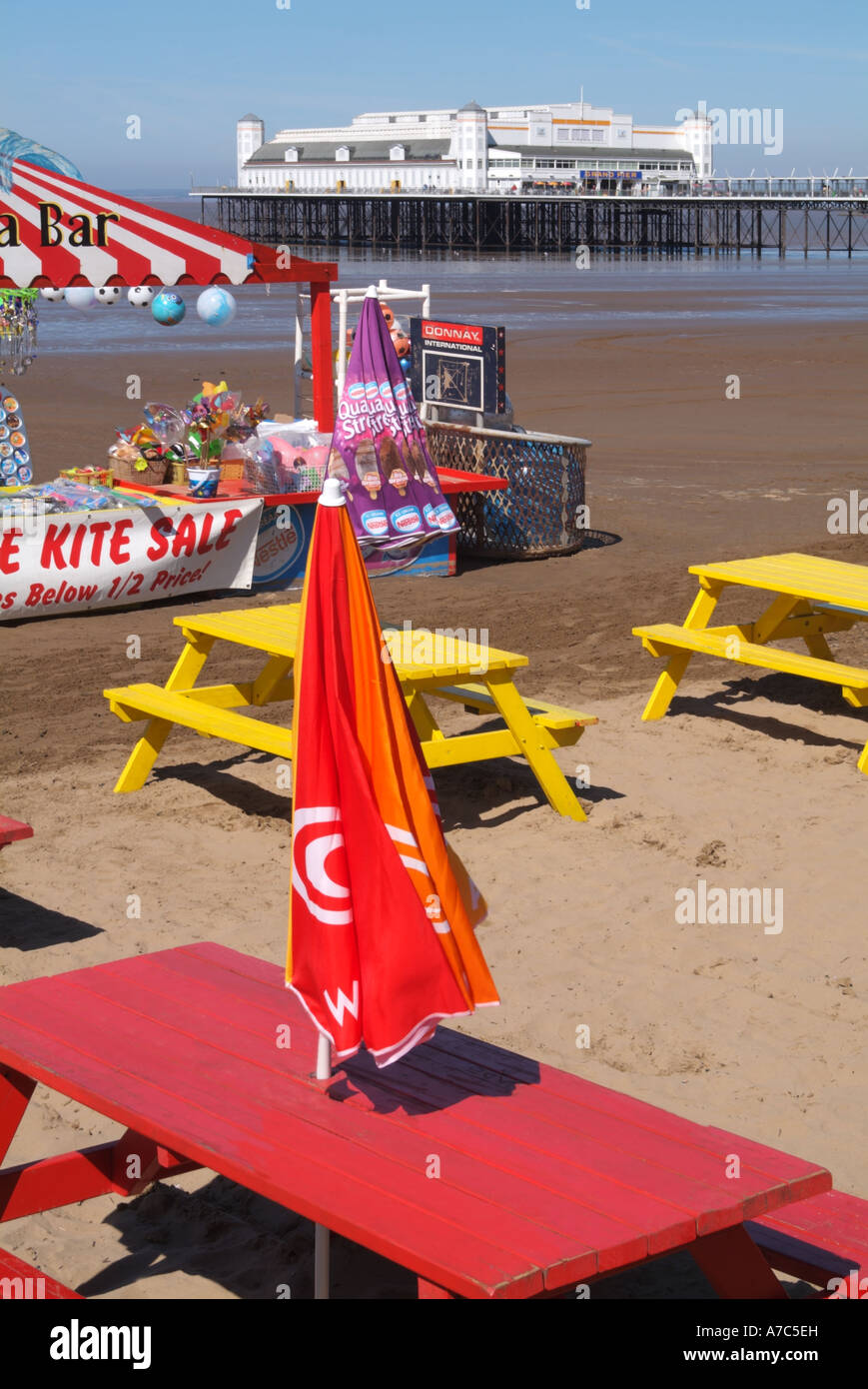 Weston shore promenade hi-res stock photography and images - Alamy