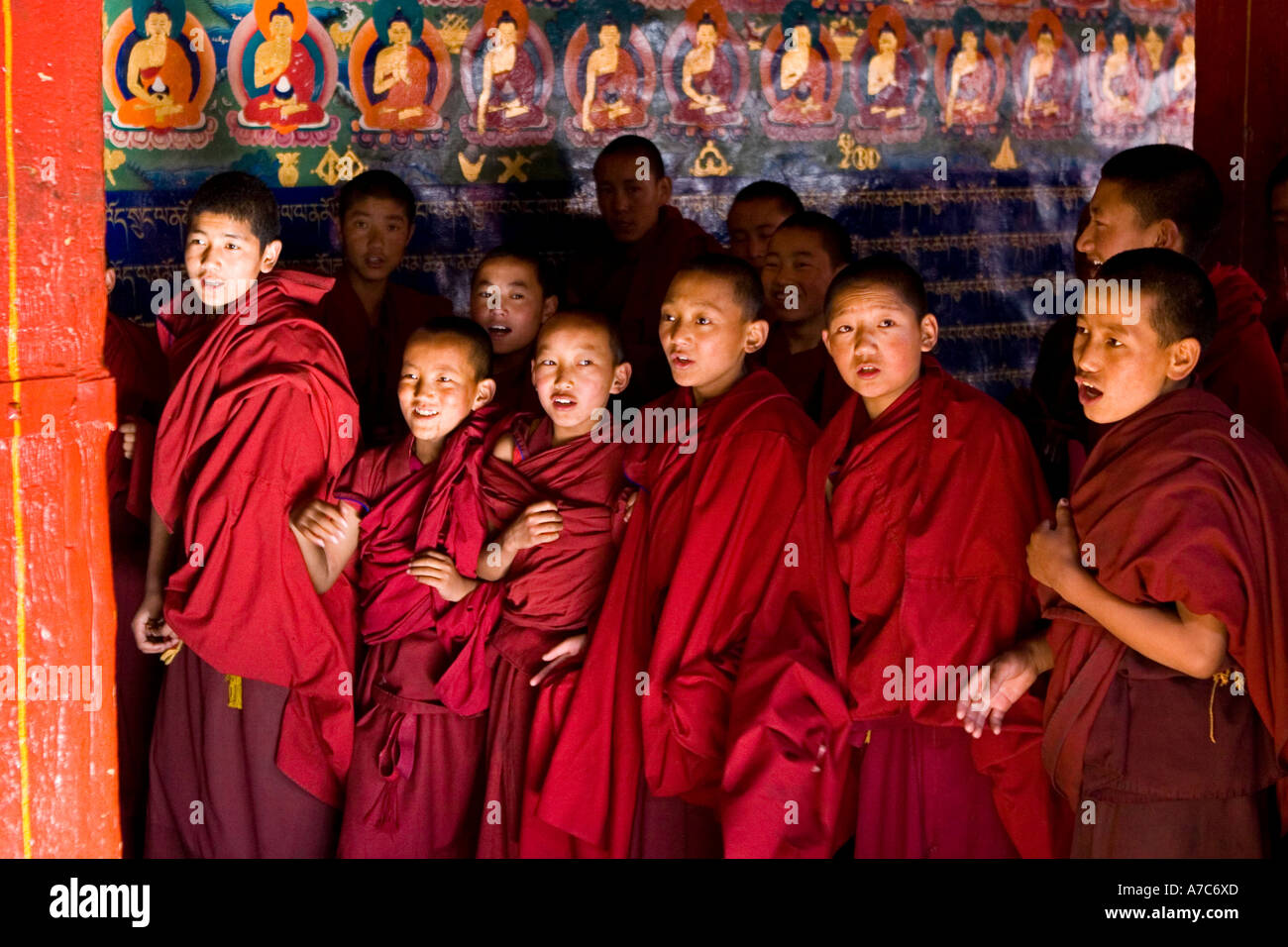 Monks choir prayer hi-res stock photography and images - Alamy
