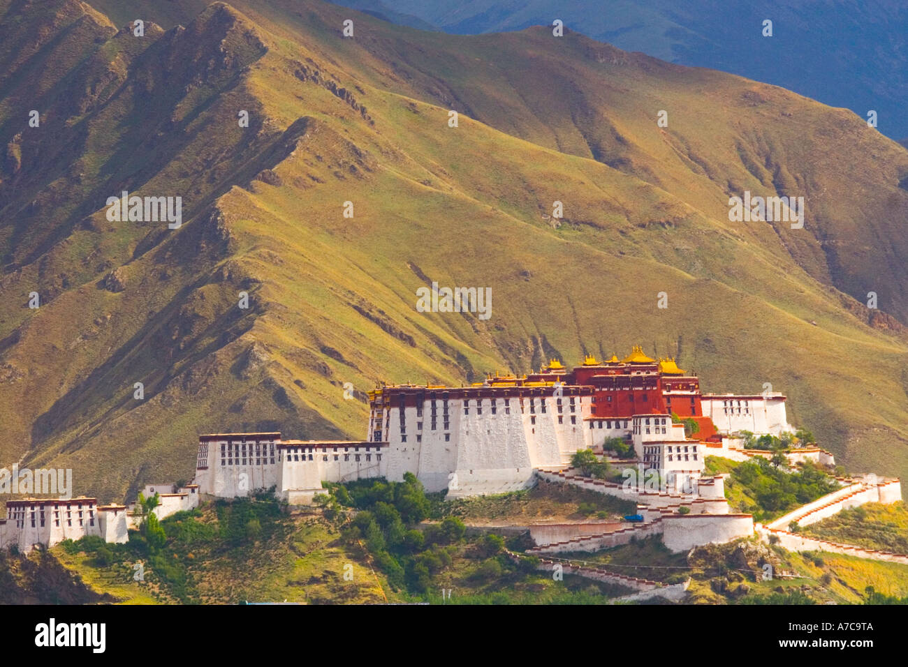 Lhasa potala palace sunrise hi-res stock photography and images - Alamy