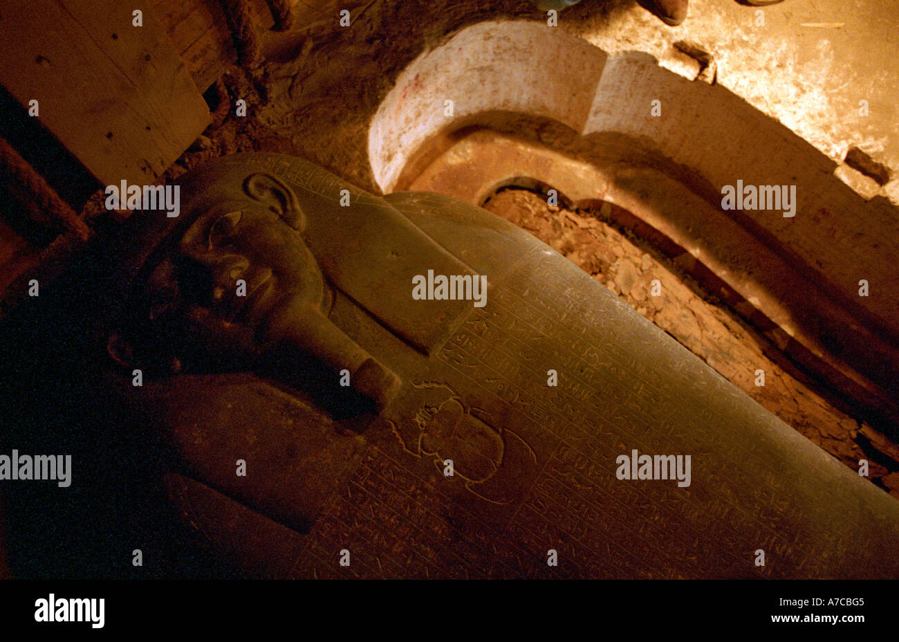 Uncovered artifacts hi-res stock photography and images - Alamy