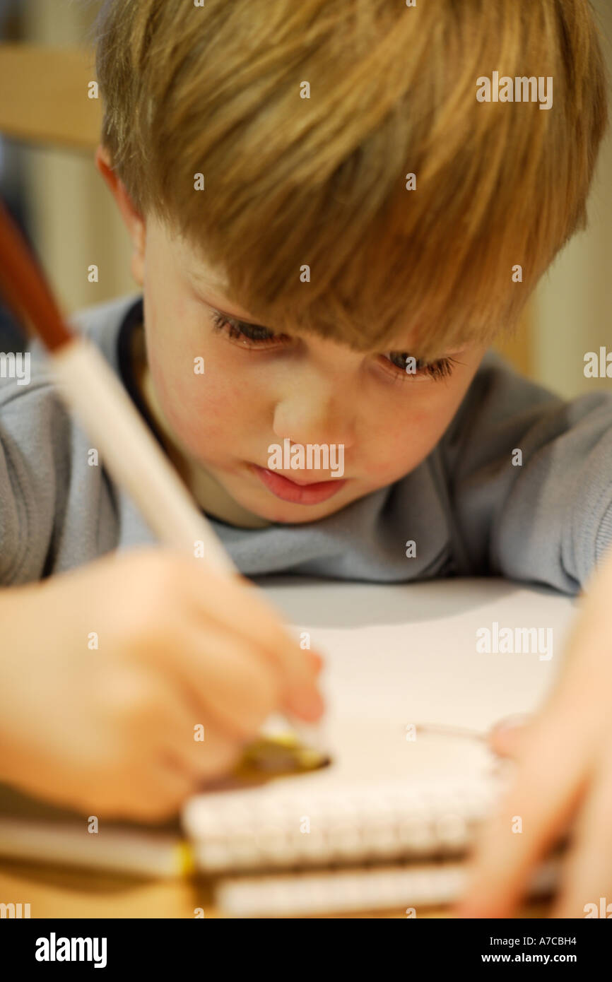 Children drawing pen hi-res stock photography and images - Alamy