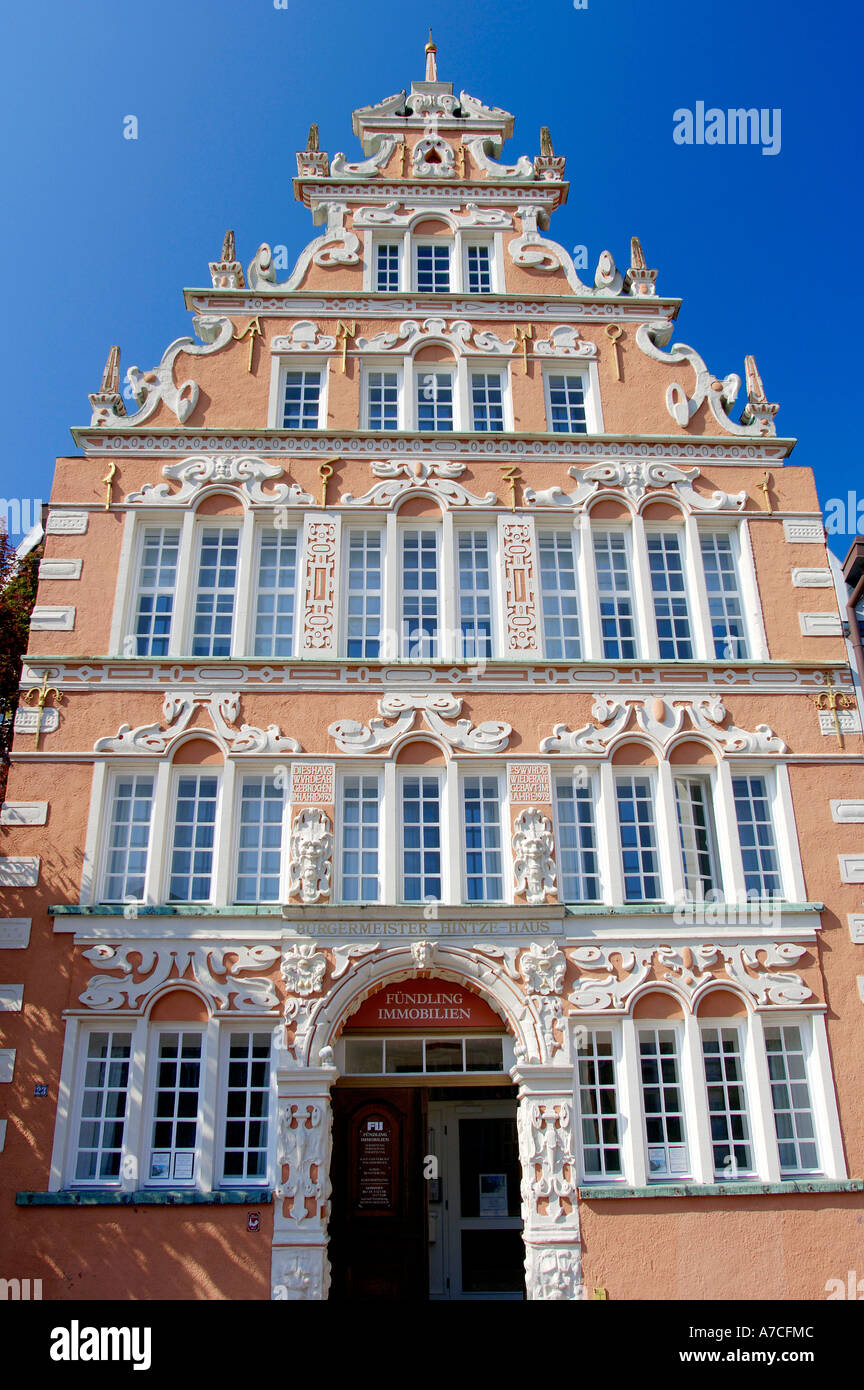 Hintze hi-res stock photography and images - Alamy