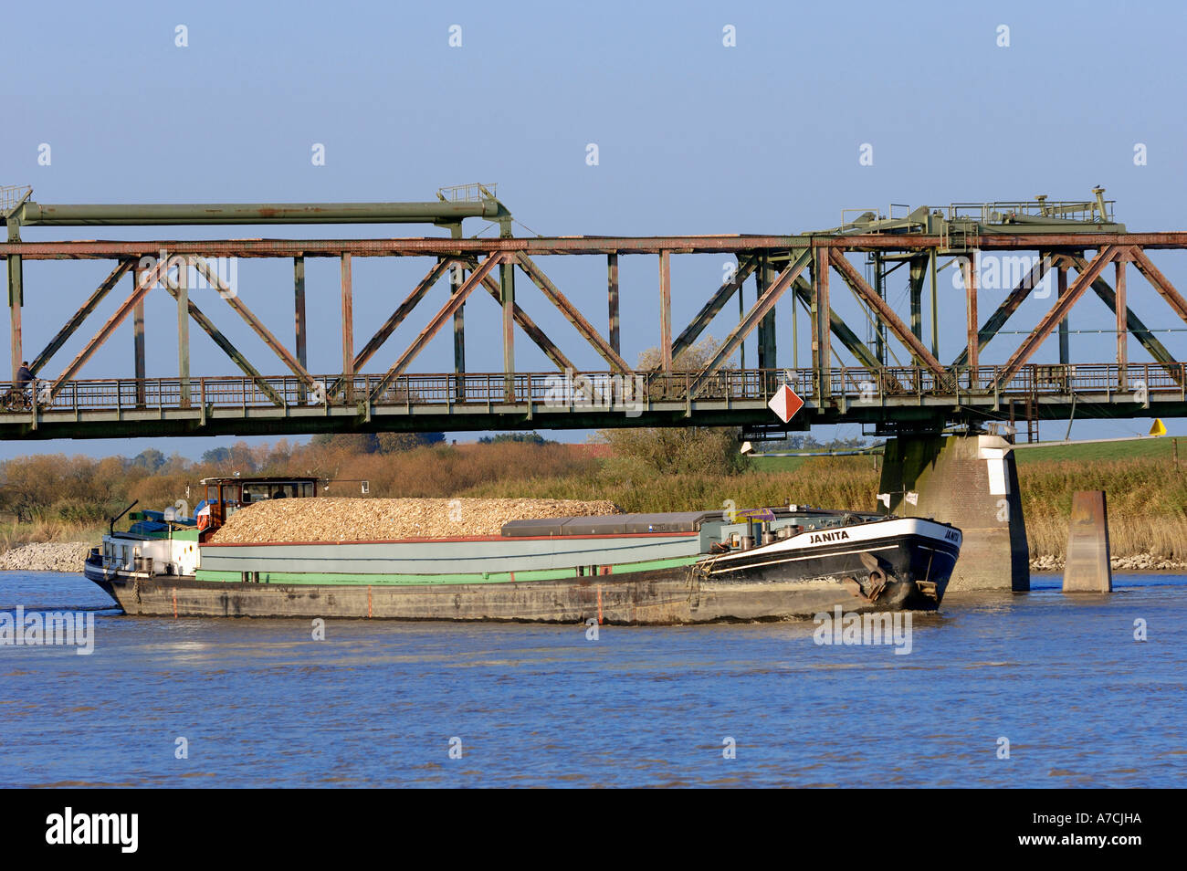 Railway bascule bridge hi-res stock photography and images - Alamy