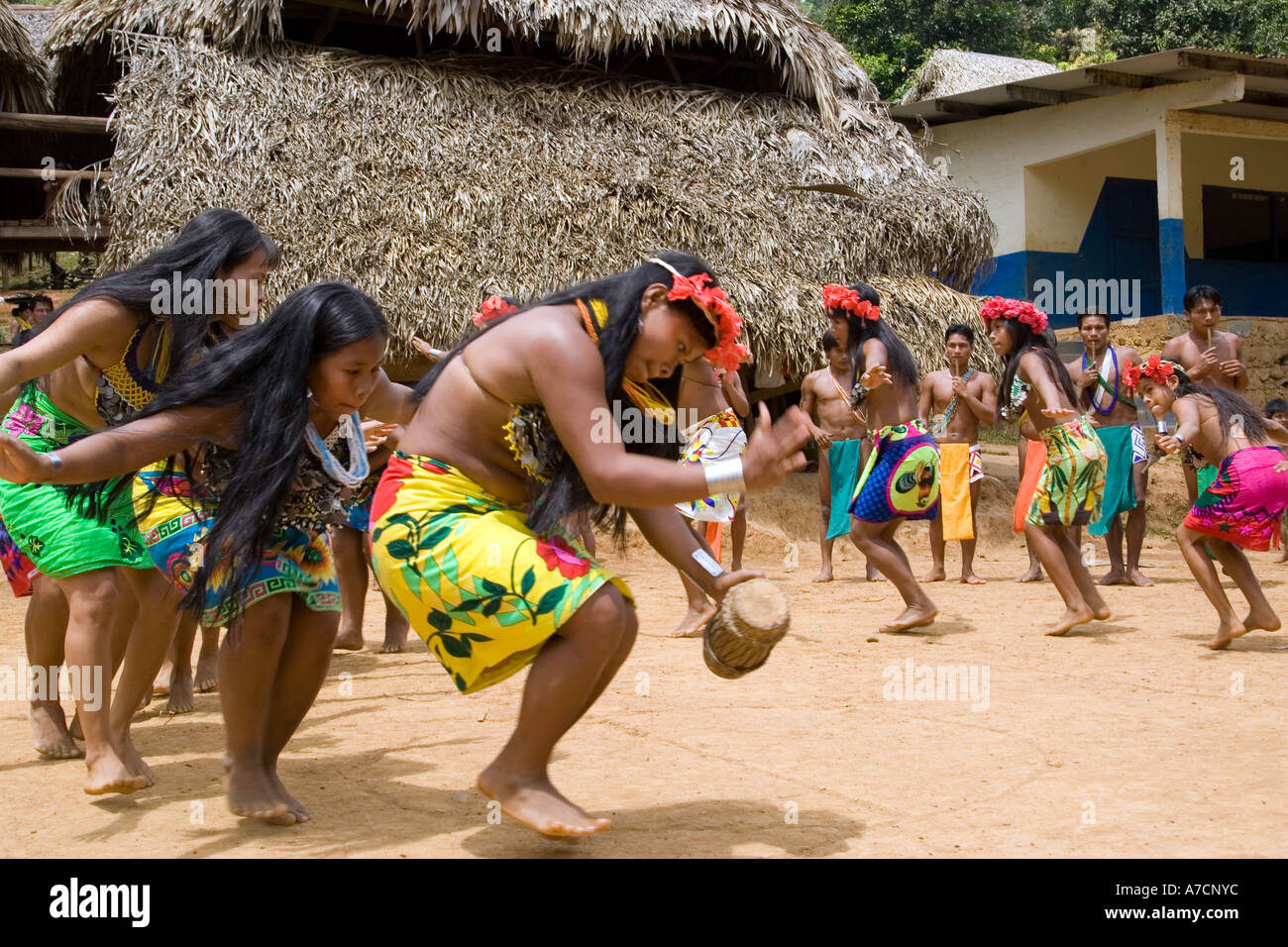Embera village hi-res stock photography and images - Alamy