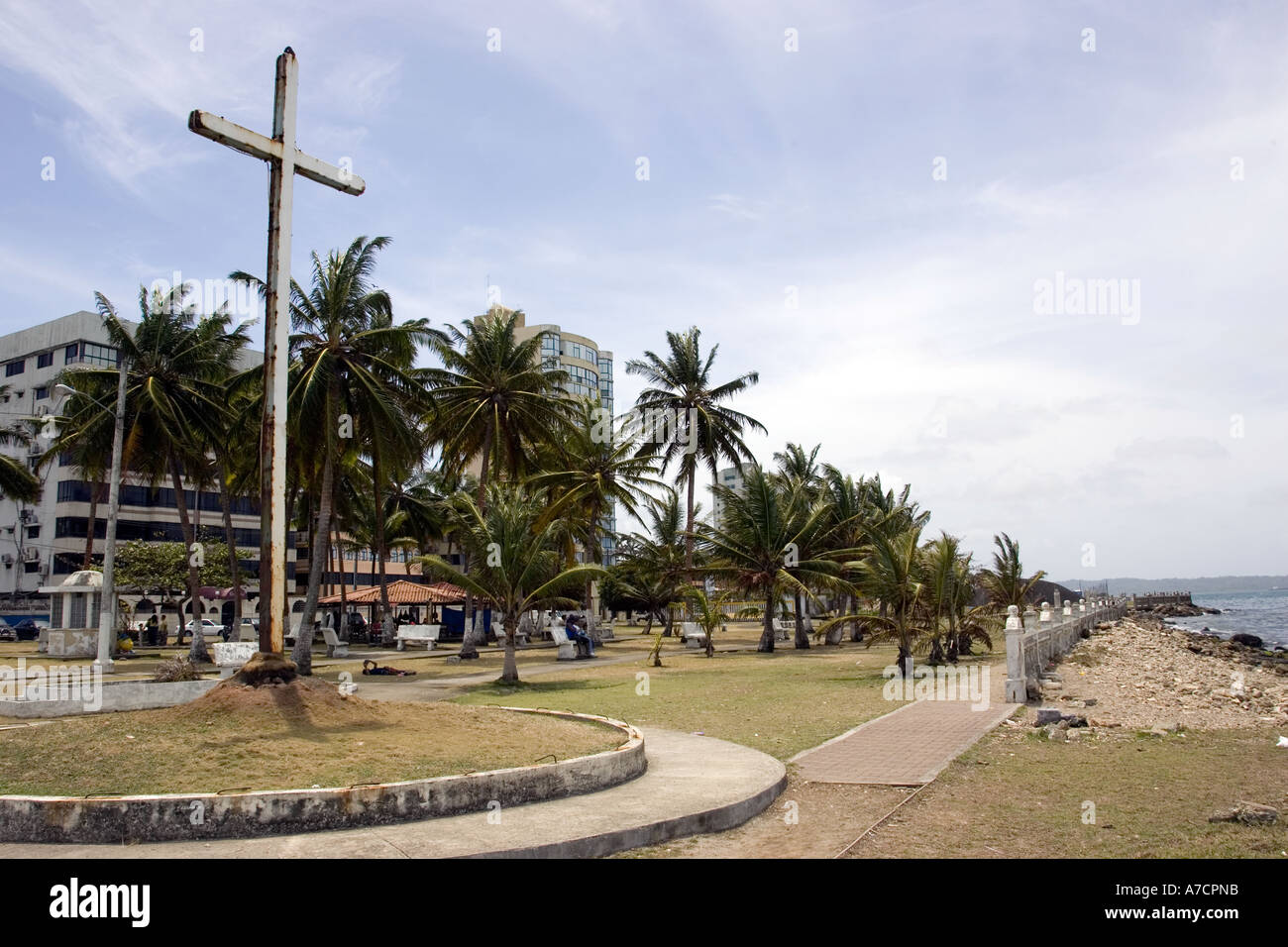 Panama colon statue hi-res stock photography and images - Alamy