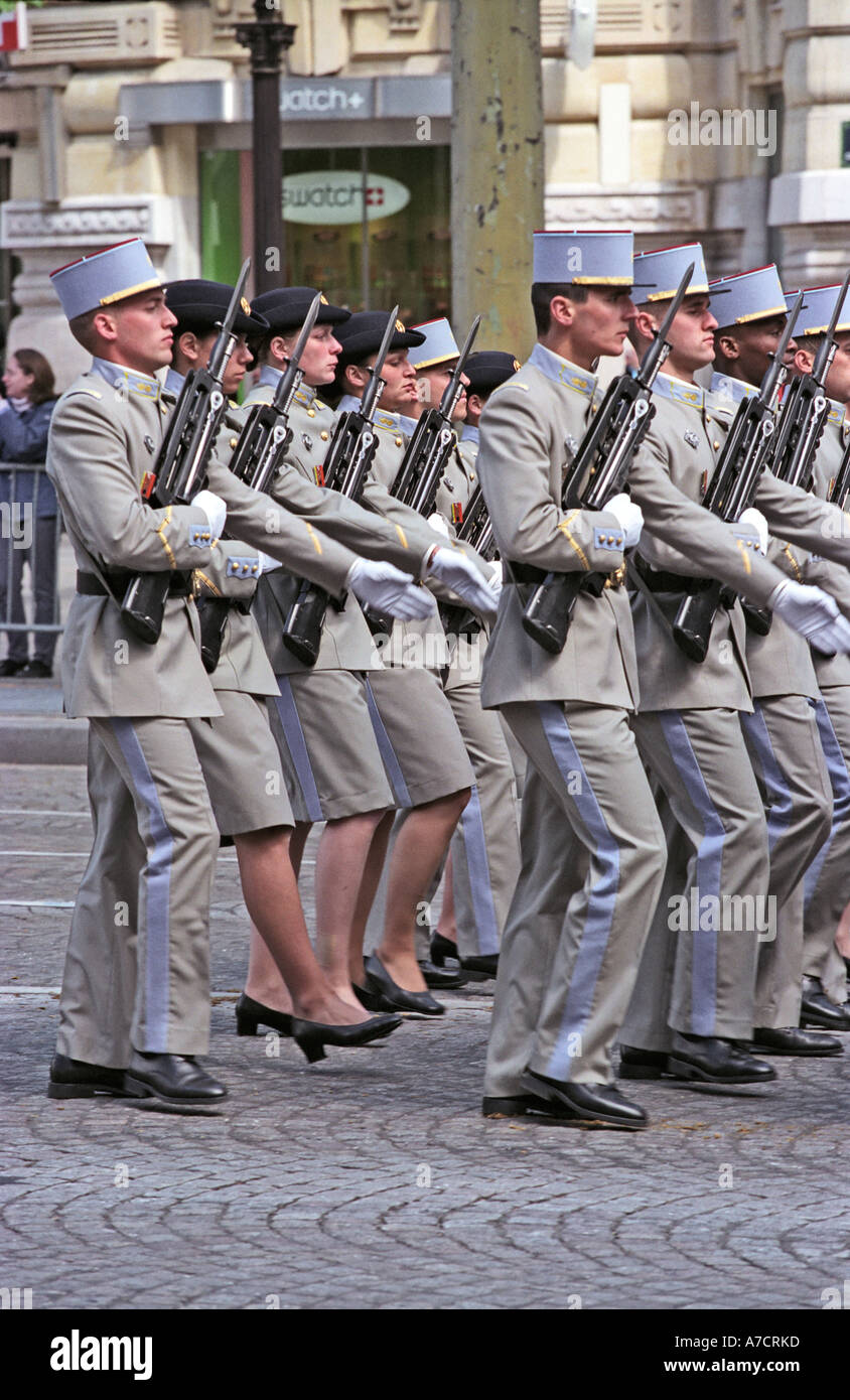 Women in the army Stock Photo - Alamy