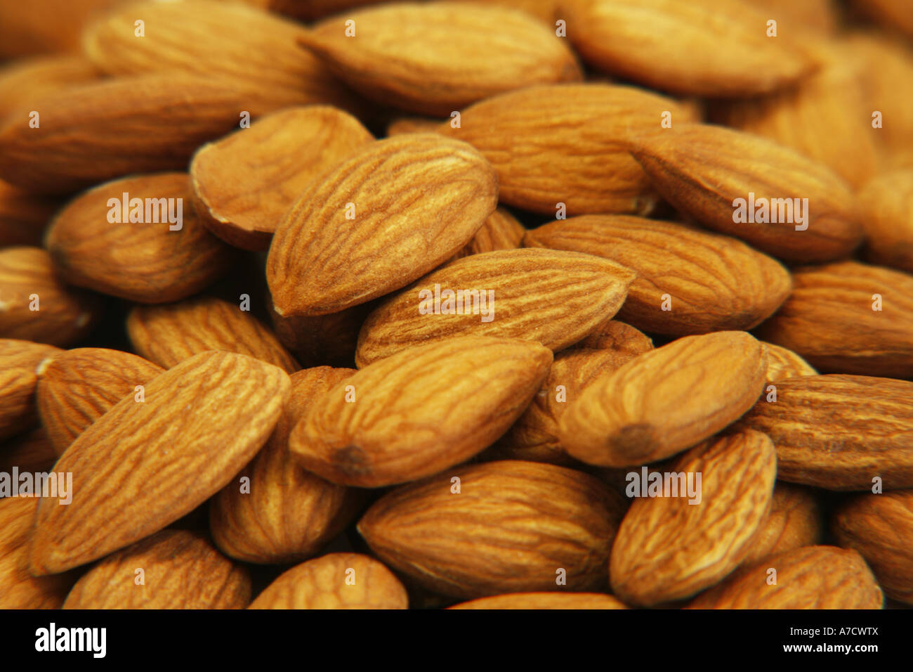 Almond shelled pile hi-res stock photography and images - Alamy