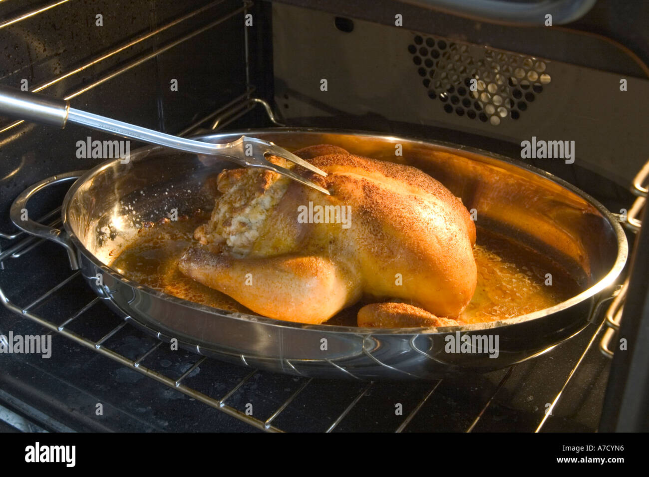 Broiler roaster hi-res stock photography and images - Alamy