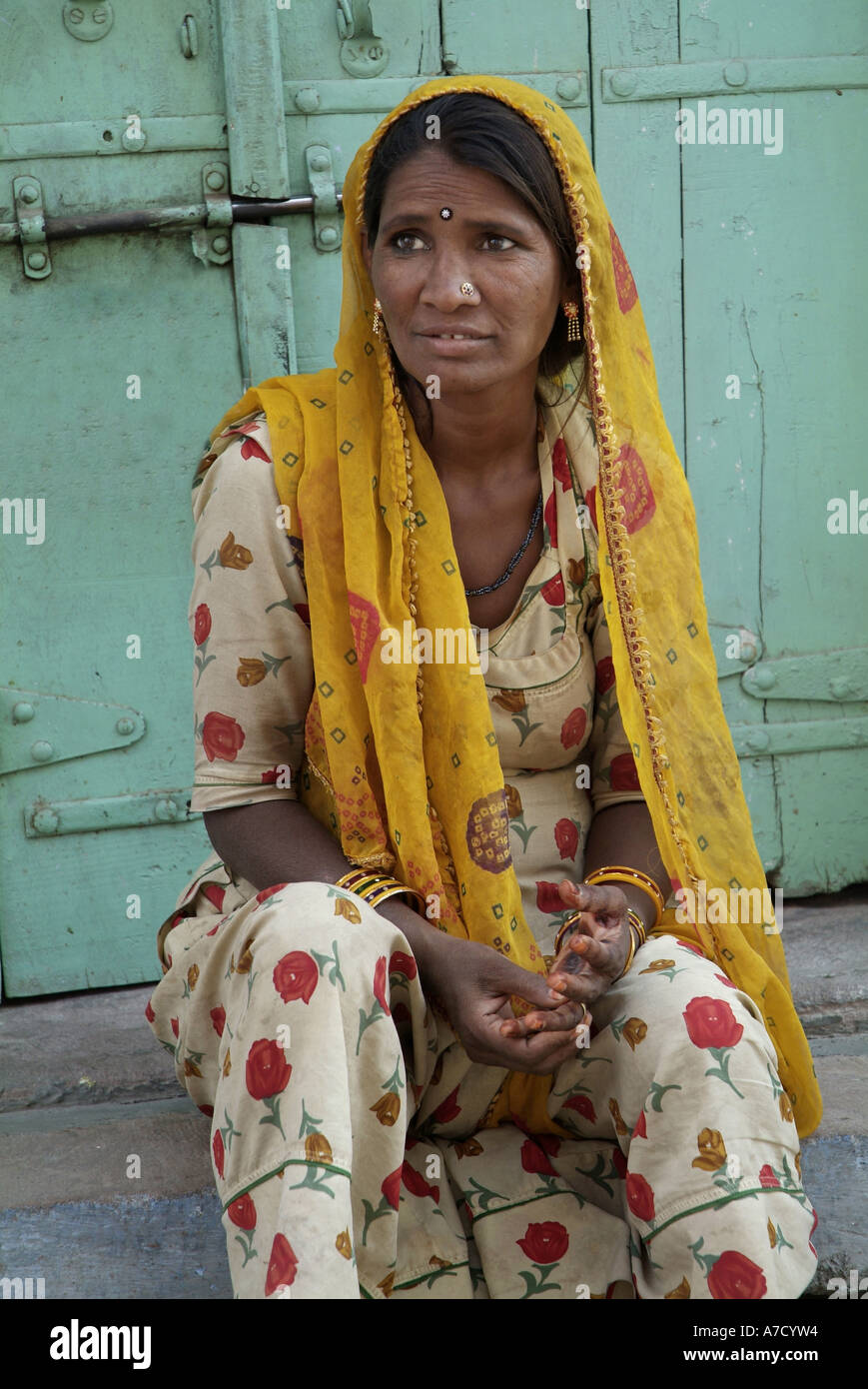 Shy indian woman in sari hi-res stock photography and images - Alamy