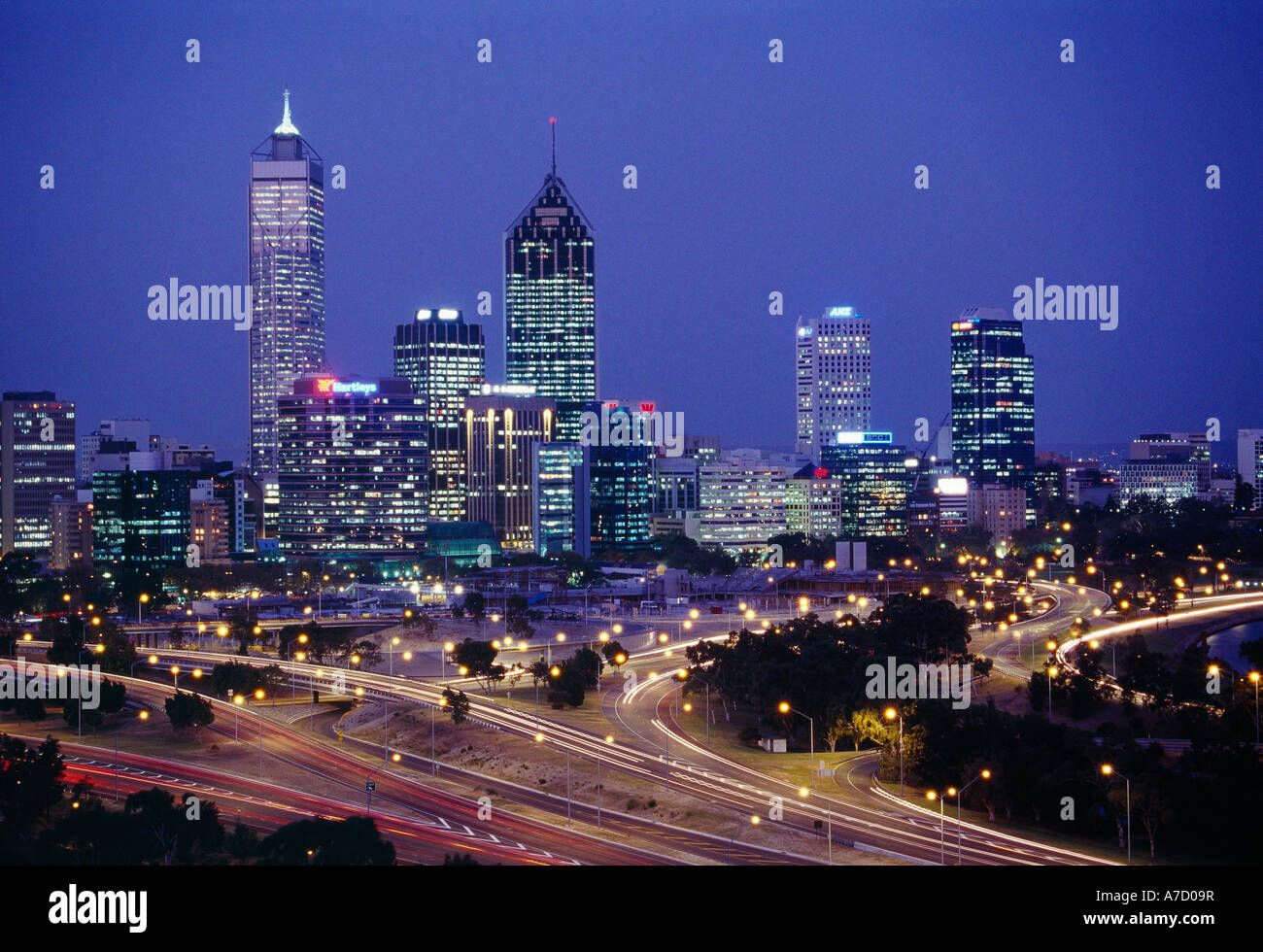 Perth, City Skyline & Kwinana Freeway, Dus Stock Photo - Alamy
