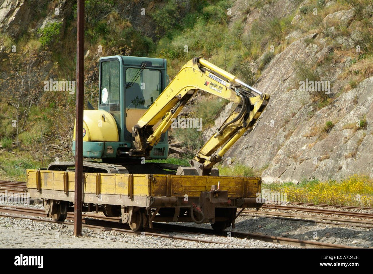 Bulldozer on train hi-res stock photography and images - Alamy