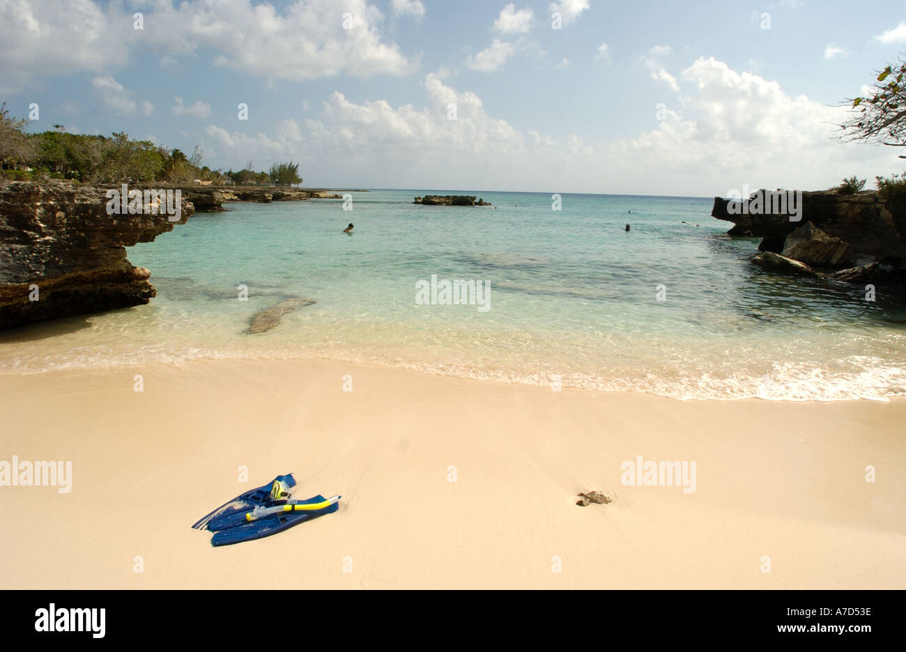 Smith cove cayman hi-res stock photography and images - Alamy