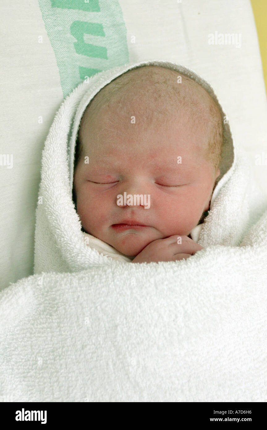 One hour old new born baby girl Stock Photo - Alamy