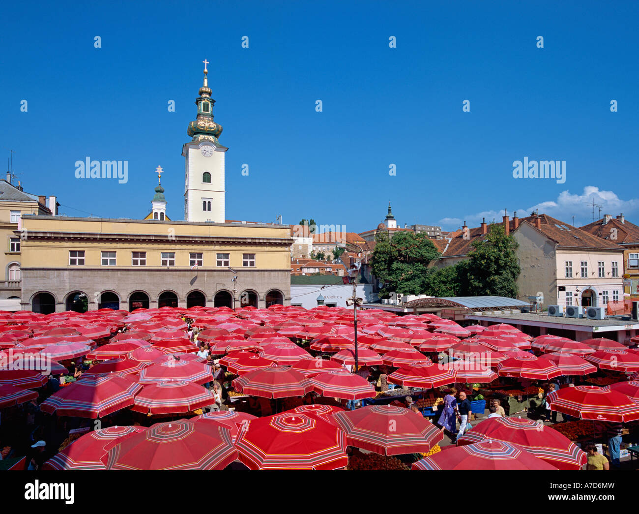 Kaptol dolac vegetable market hi-res stock photography and images - Alamy