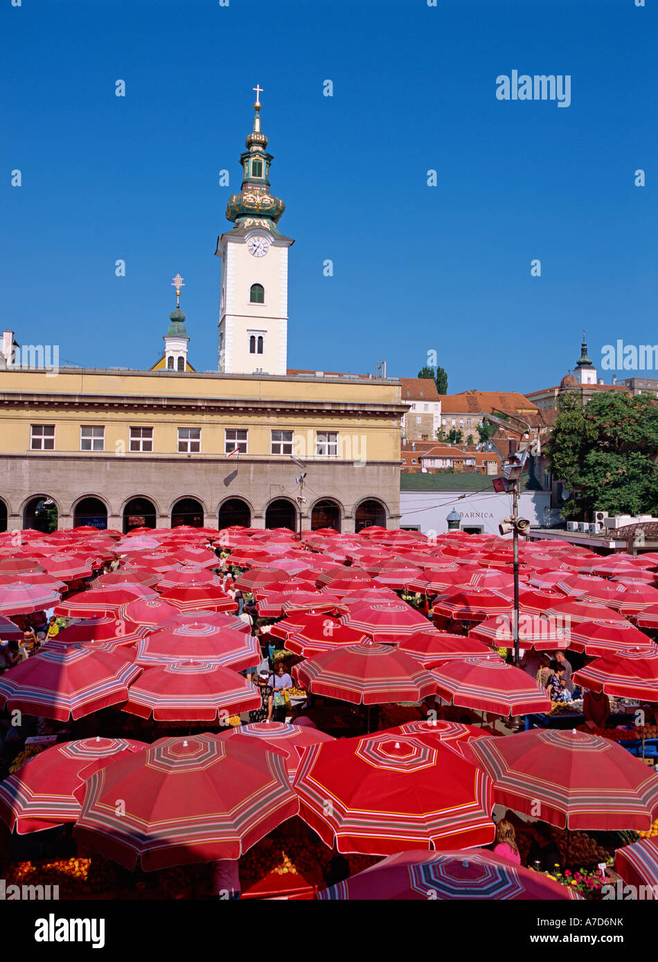 Kaptol dolac vegetable market hi-res stock photography and images - Alamy