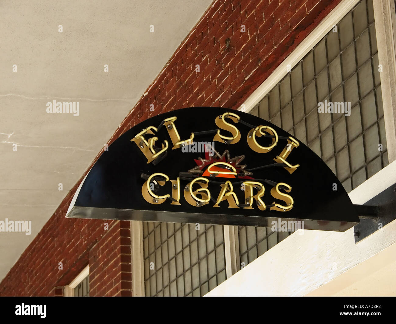 Ybor city cigar hi-res stock photography and images - Alamy