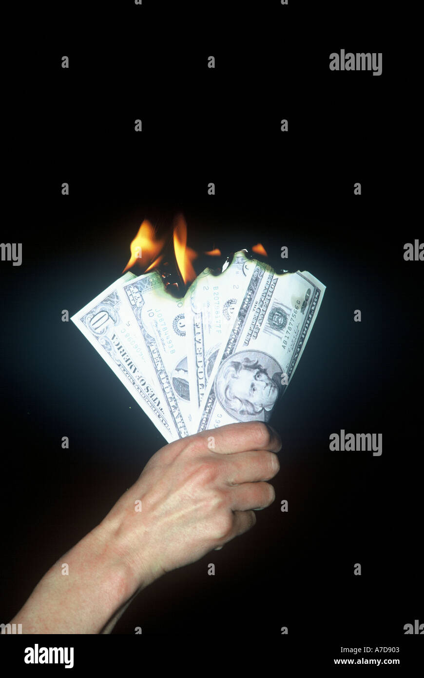 Burning money hi-res stock photography and images - Alamy