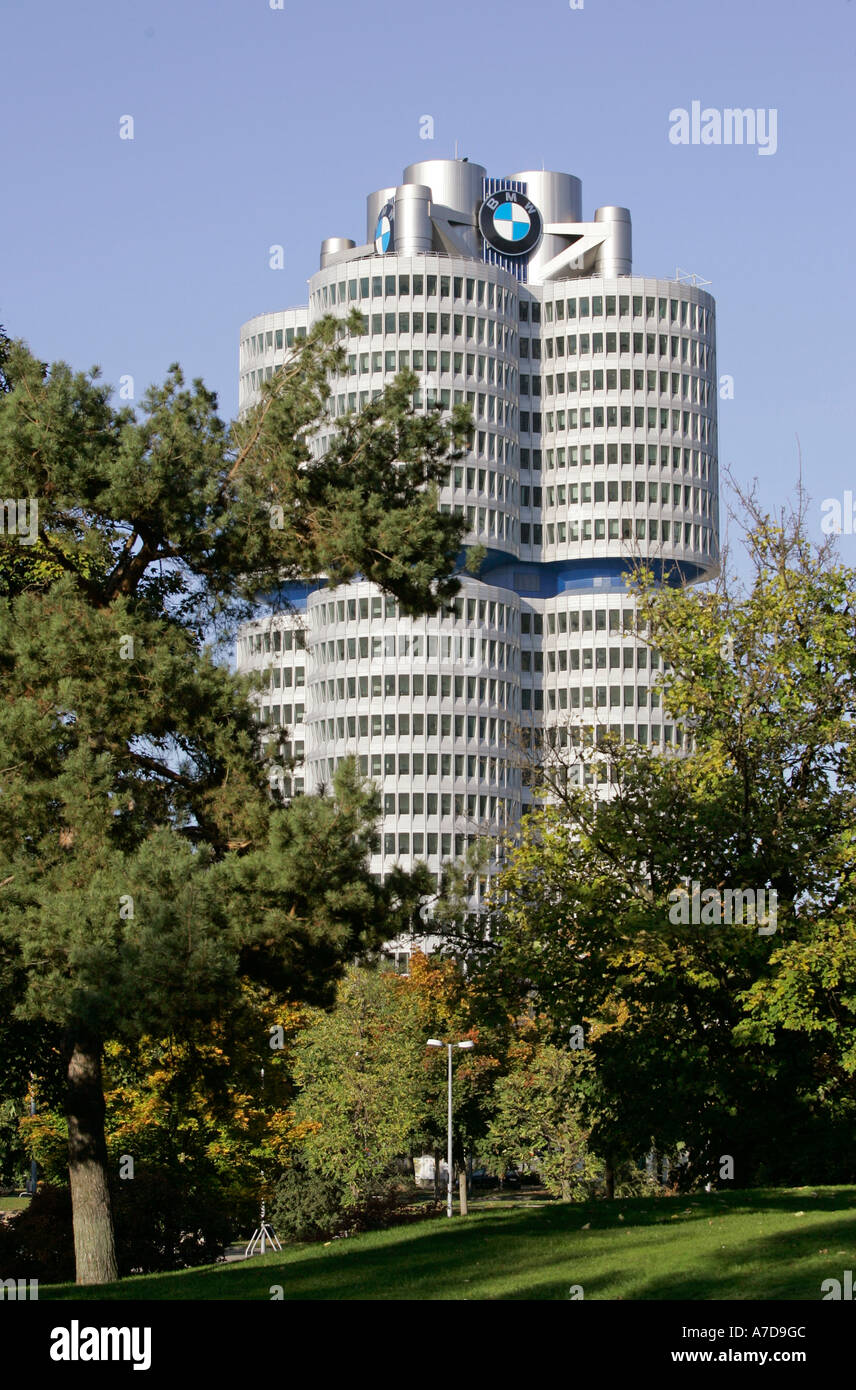Munich, GER, 18. Oct. 2005 - BMW tower in Munich Stock Photo - Alamy Munich, GER, 18. Oct. 2005 - BMW tower in Munich Stock Photo - Alamy