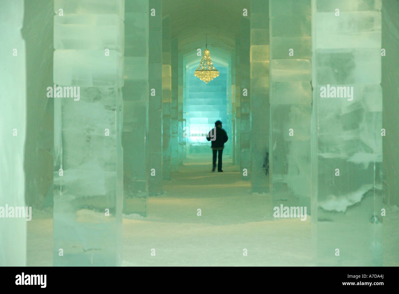 Hotel hallway ice hi-res stock photography and images - Alamy