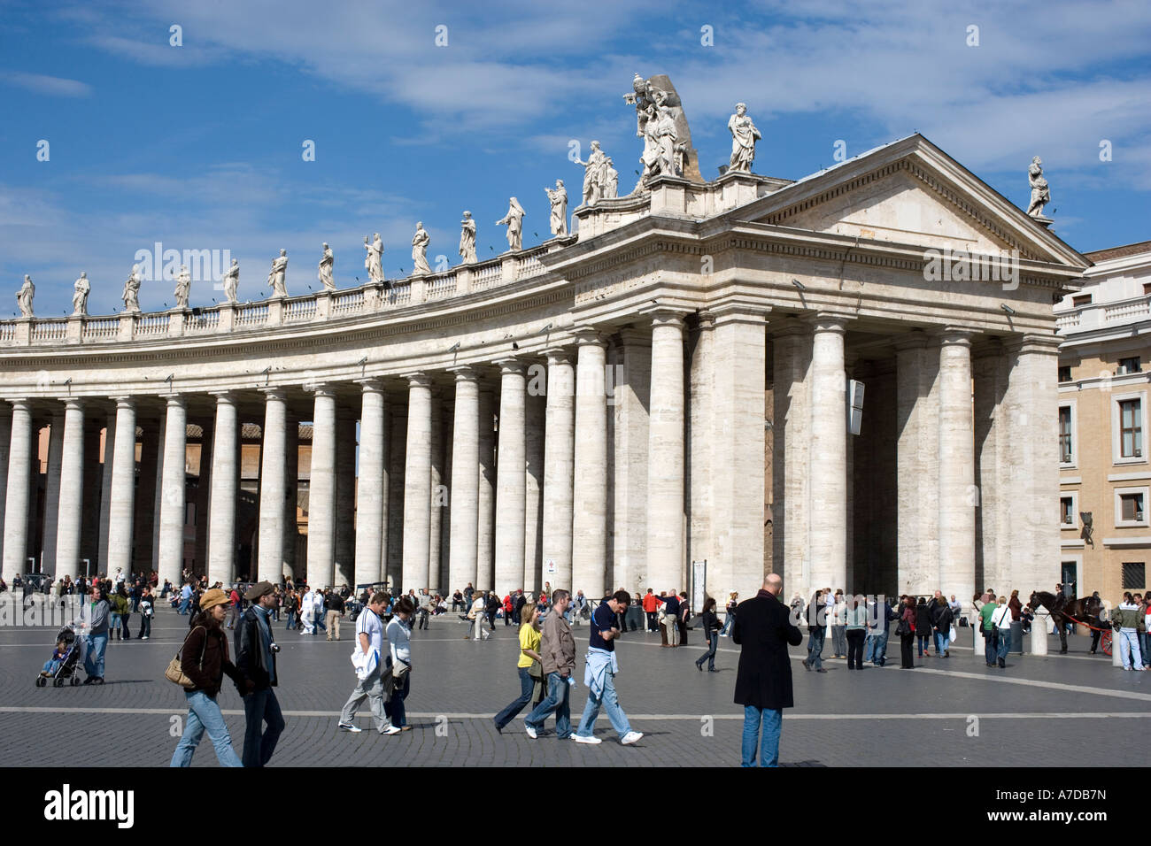 St. Peter's square in Rome Stock Photo - Alamy