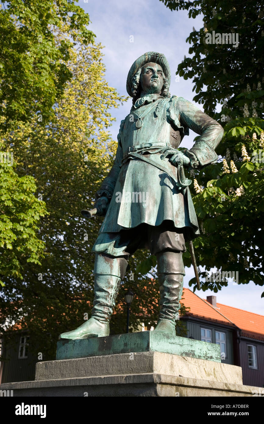 Statue of Peter Tordenskiold outside the Church of Our Lady in ...