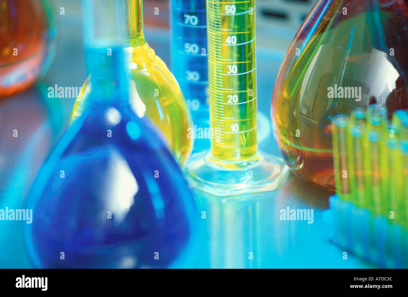 Laboratory flasks tubes and graduated cylinders Stock Photo - Alamy