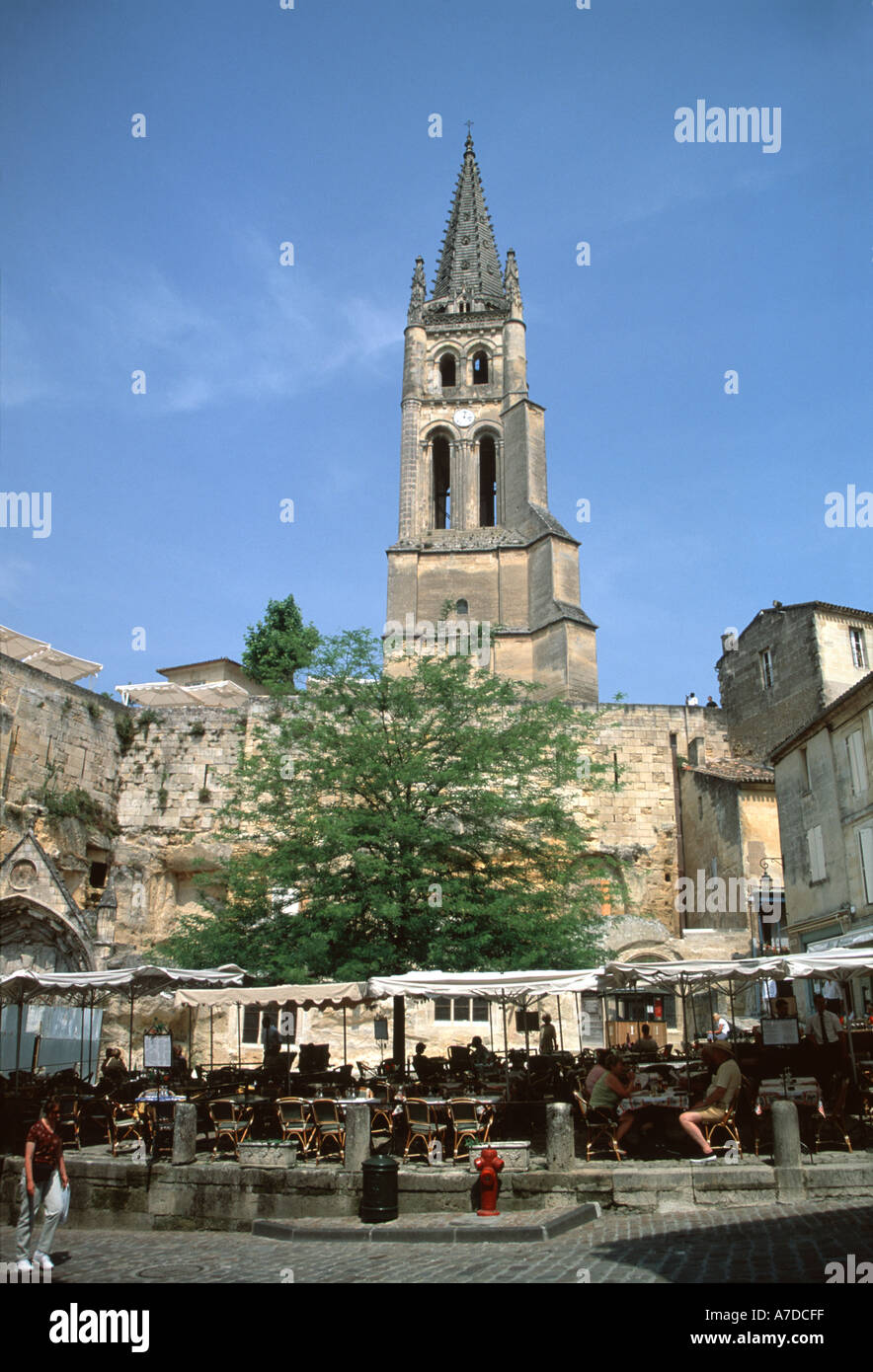 The monolithic church at St Émilion Stock Photo - Alamy