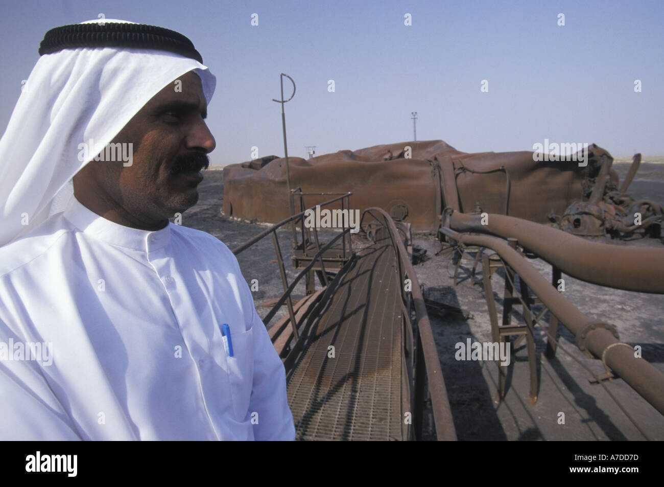 Kuwait oil hi-res stock photography and images - Alamy