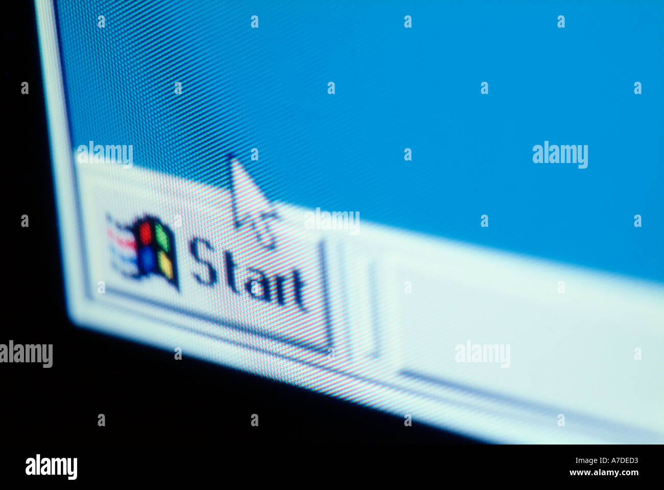 Computer windows start hi-res stock photography and images - Alamy