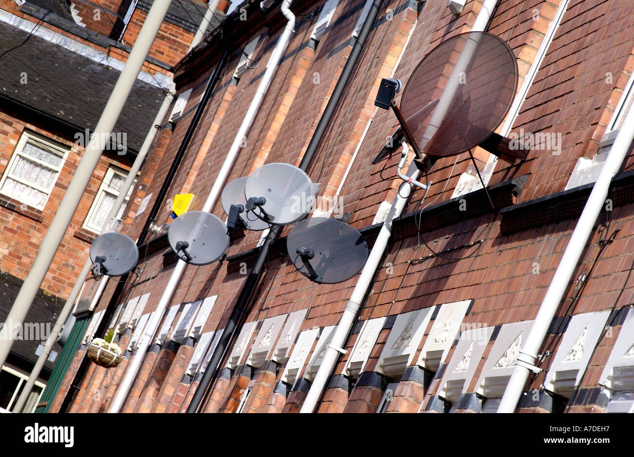 Satilite dishes hi-res stock photography and images - Alamy