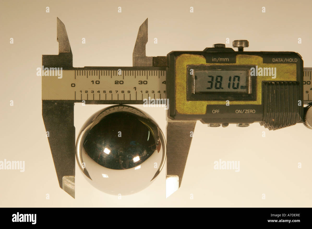 Vernier digital hi-res stock photography and images - Alamy