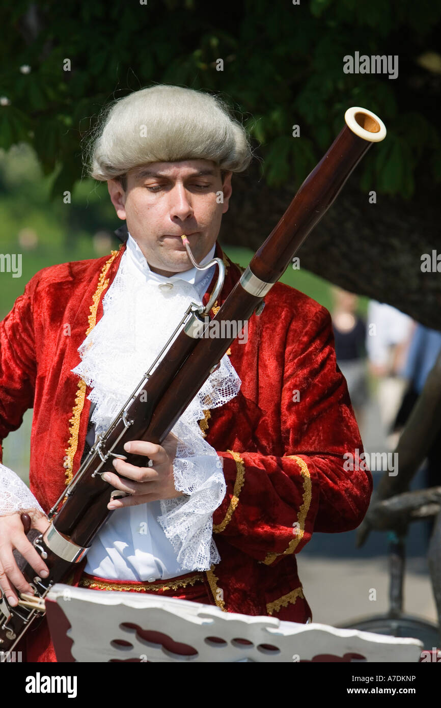 Tradition in the salzburger land hi-res stock photography and images ...