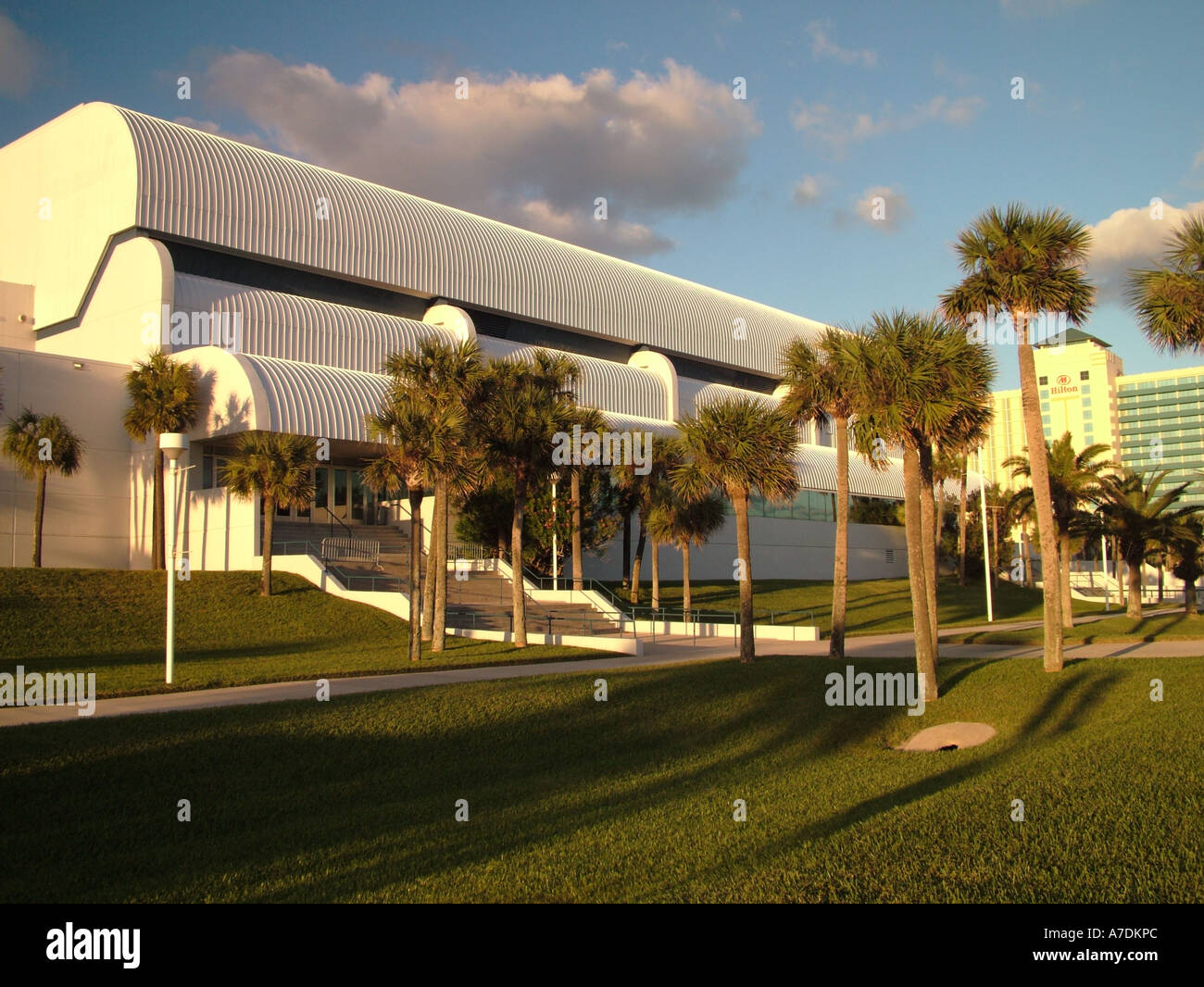 Daytona beach ocean center hi-res stock photography and images - Alamy
