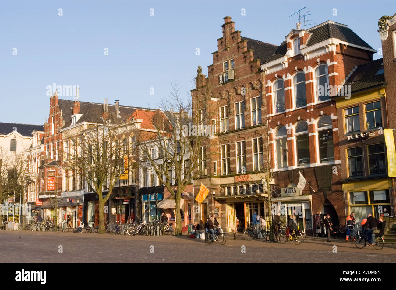 Shopping haarlem hi-res stock photography and images - Alamy