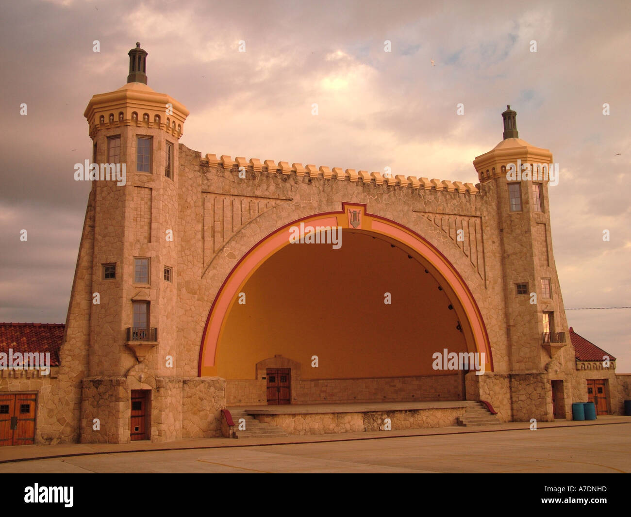 Daytona beach bandshell hi-res stock photography and images - Alamy