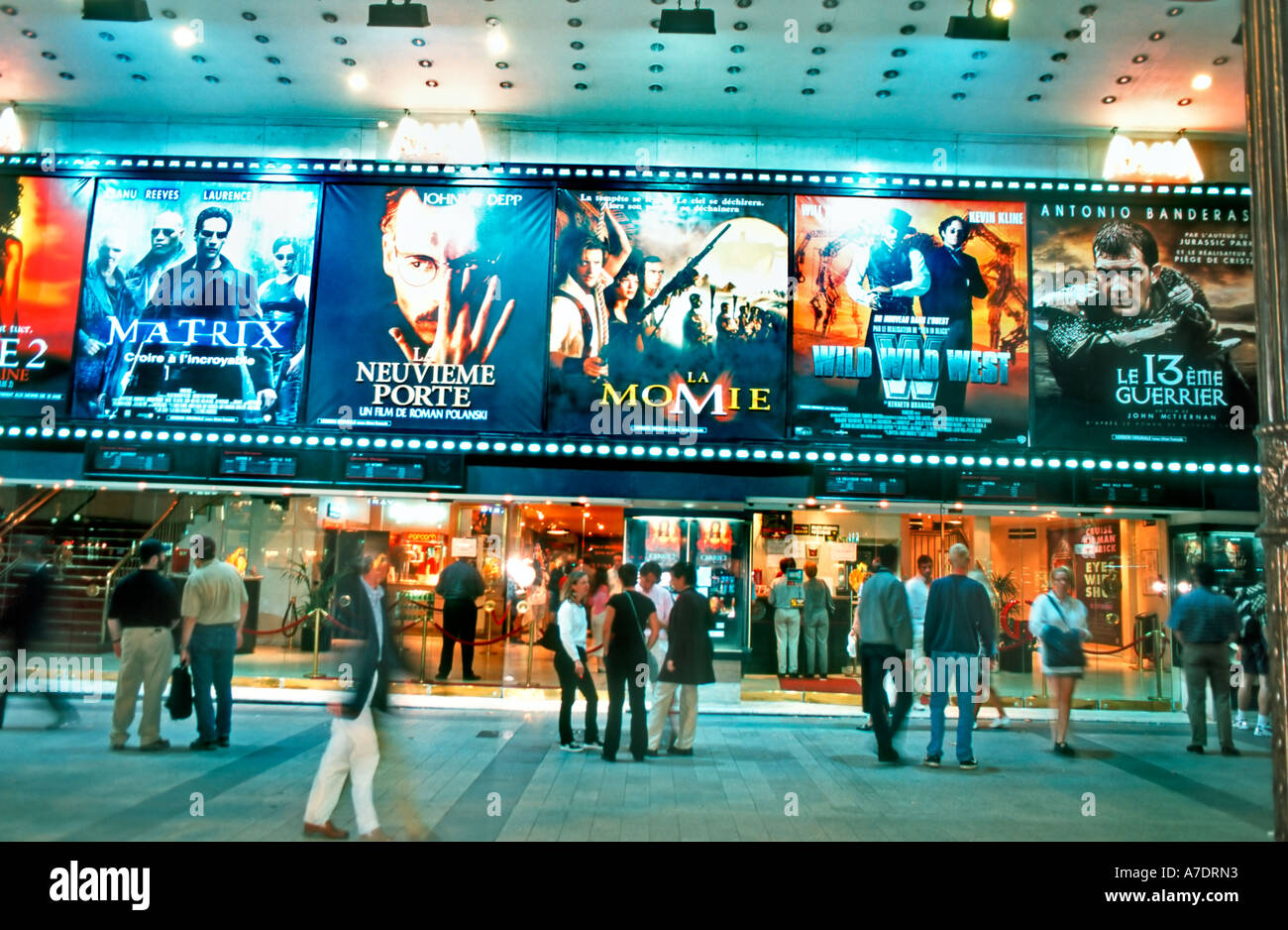 Cinema Exterior Entrance High Resolution Stock Photography and Images ...