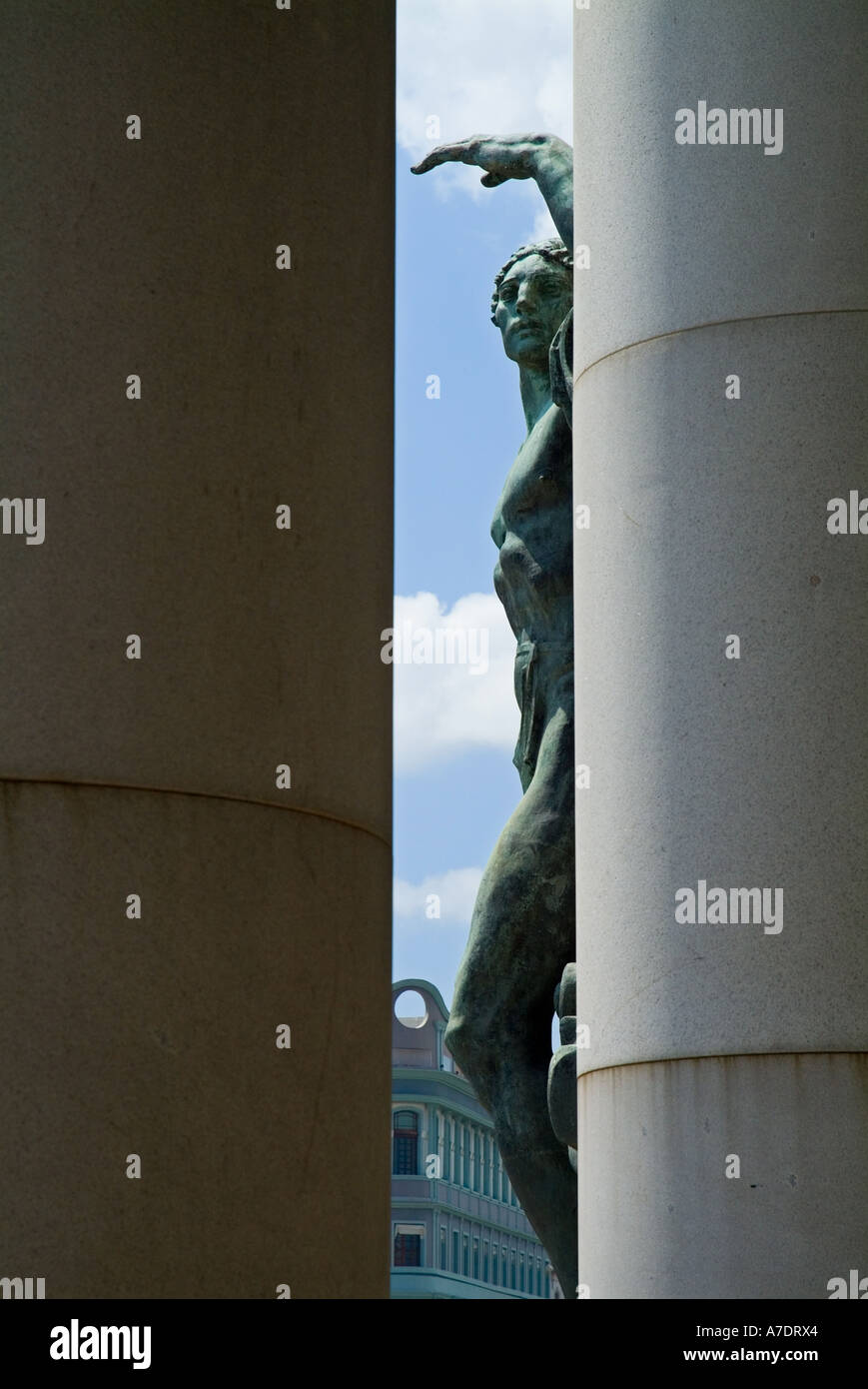 El Trabajo, one of two statues by Angelo Zanelli which flank the ...