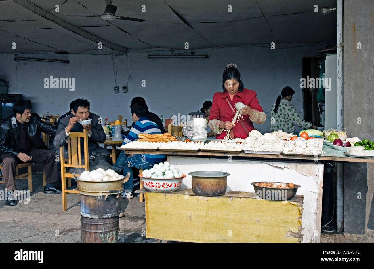 CHINA FENGDU Small rural restaurant with a variety of foods and noodles ...