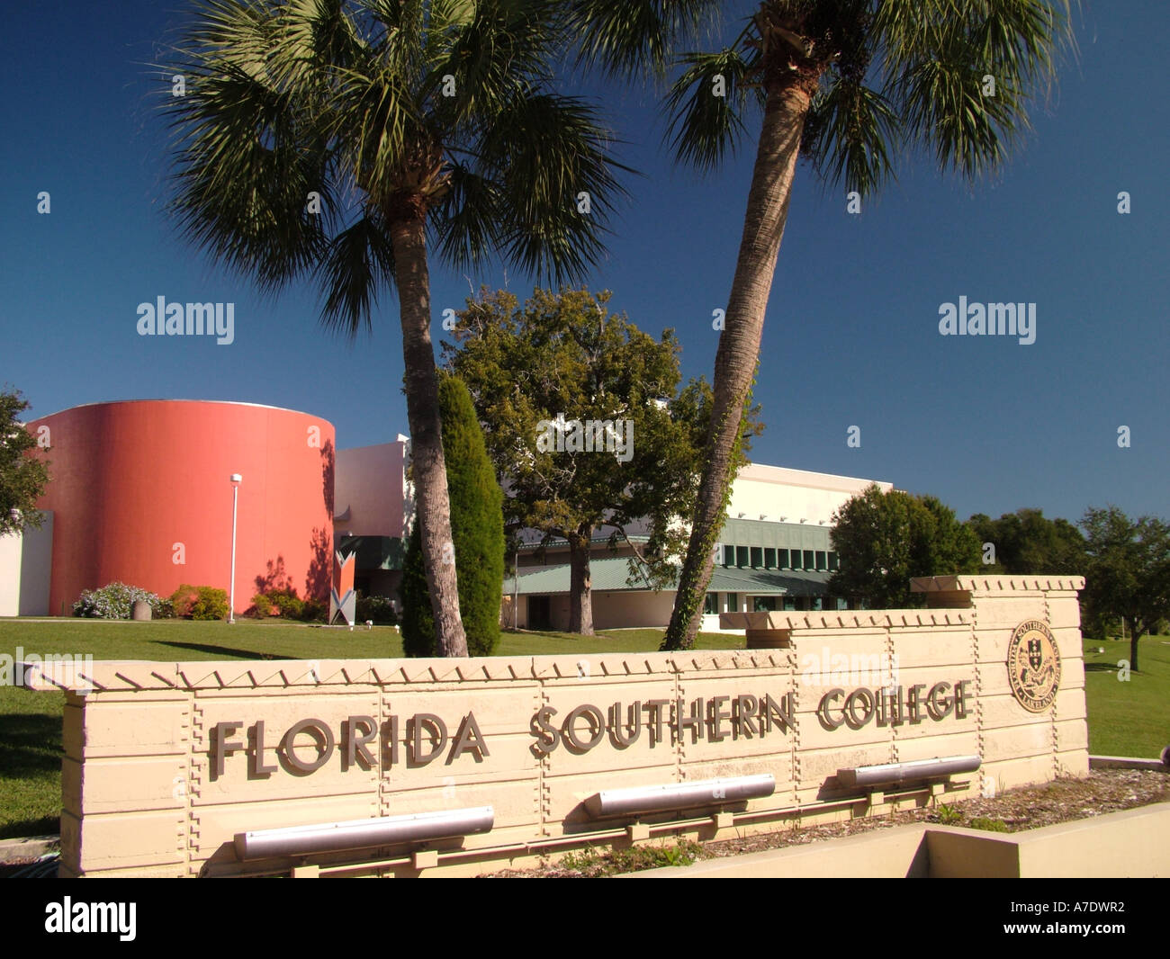 University of florida campus sign hi-res stock photography and images ...
