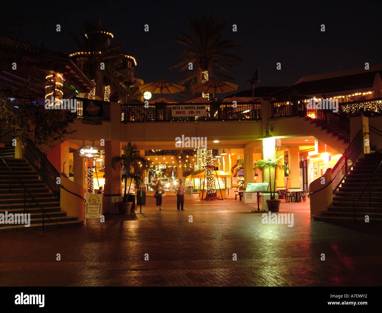 Malls fort lauderdale hi-res stock photography and images - Alamy