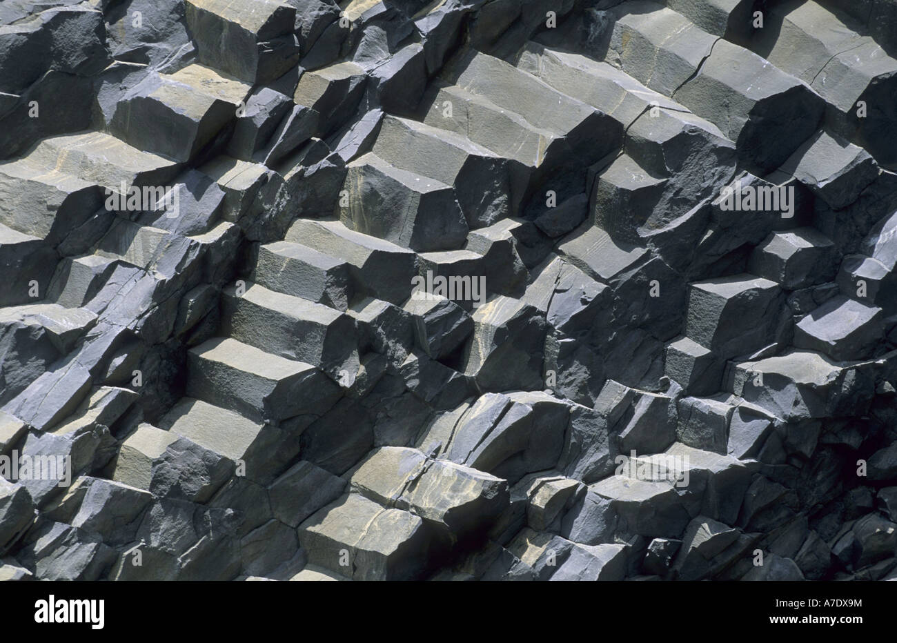 Parallel columns hi-res stock photography and images - Alamy