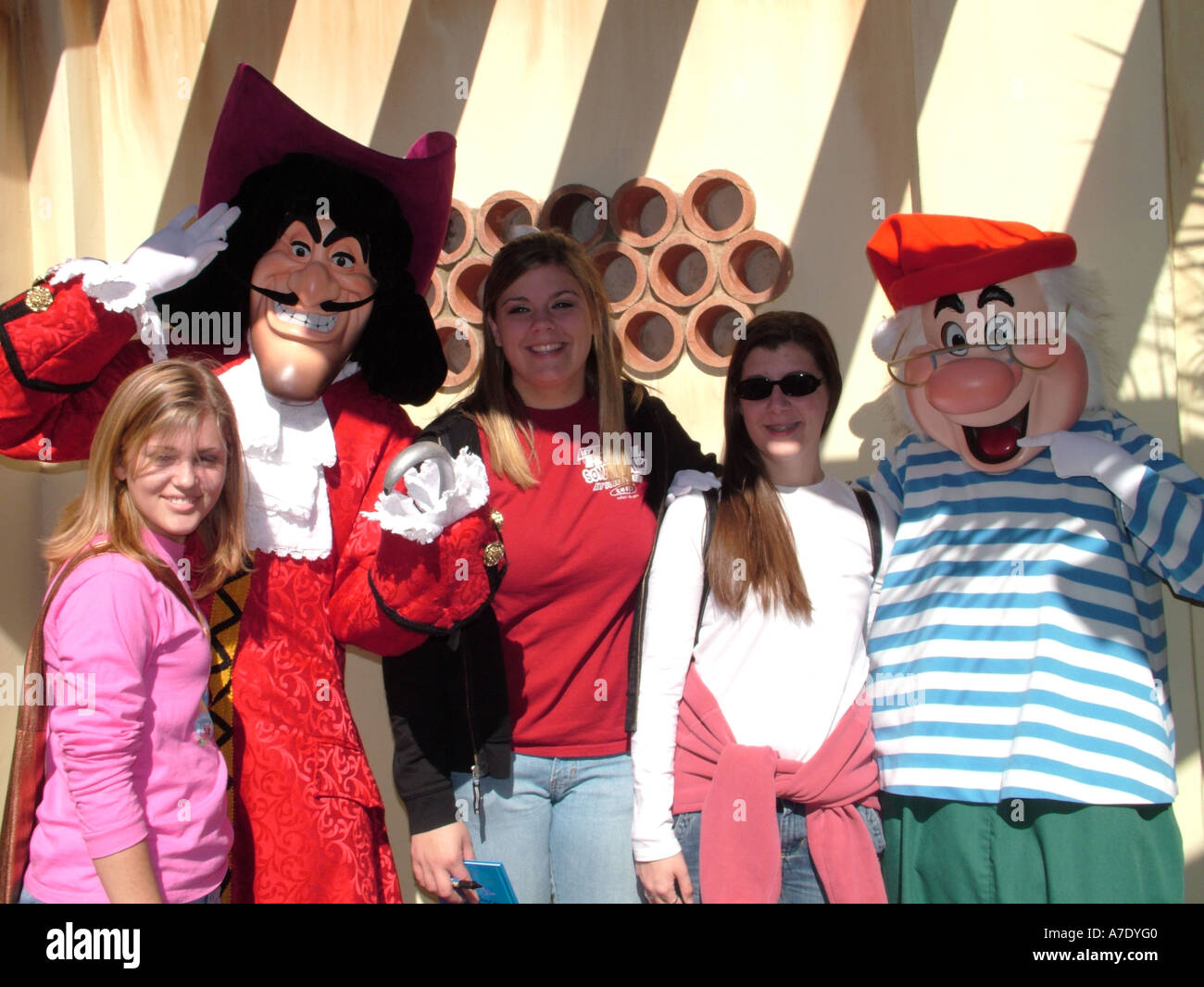 Disney world characters park usa hi-res stock photography and images ...